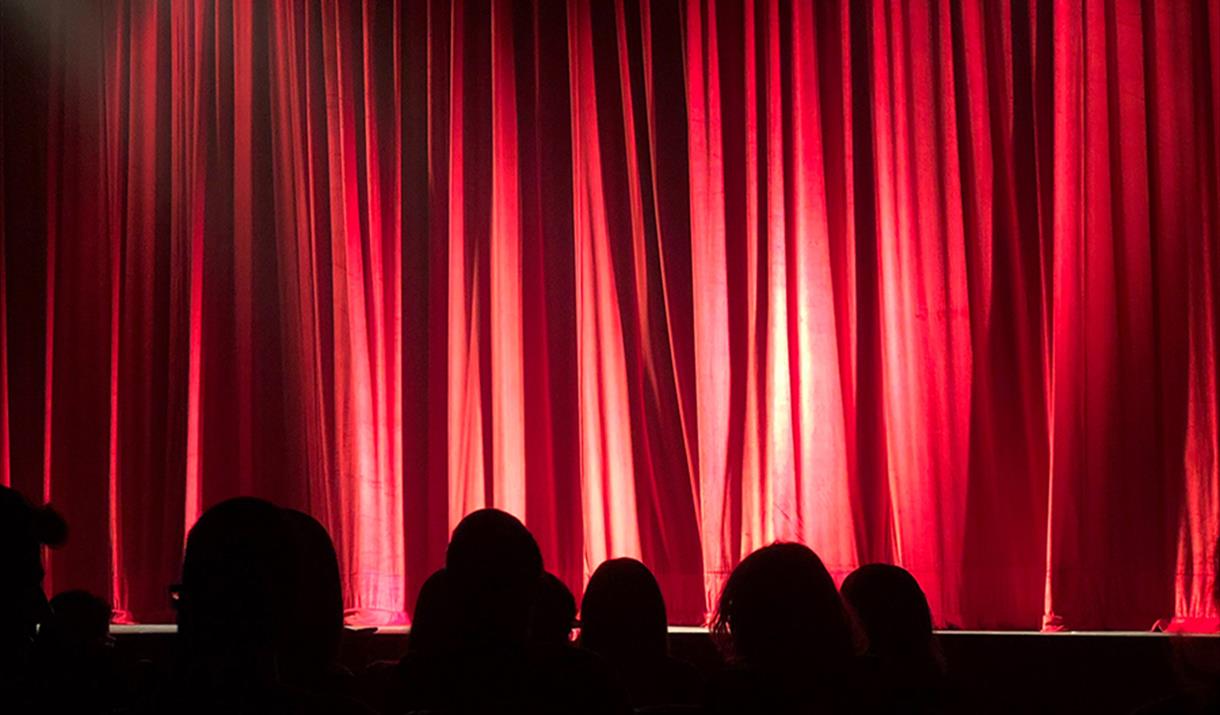 Pantomime: Snow White and the Seven Dwarfs - Visit Weston-super-Mare