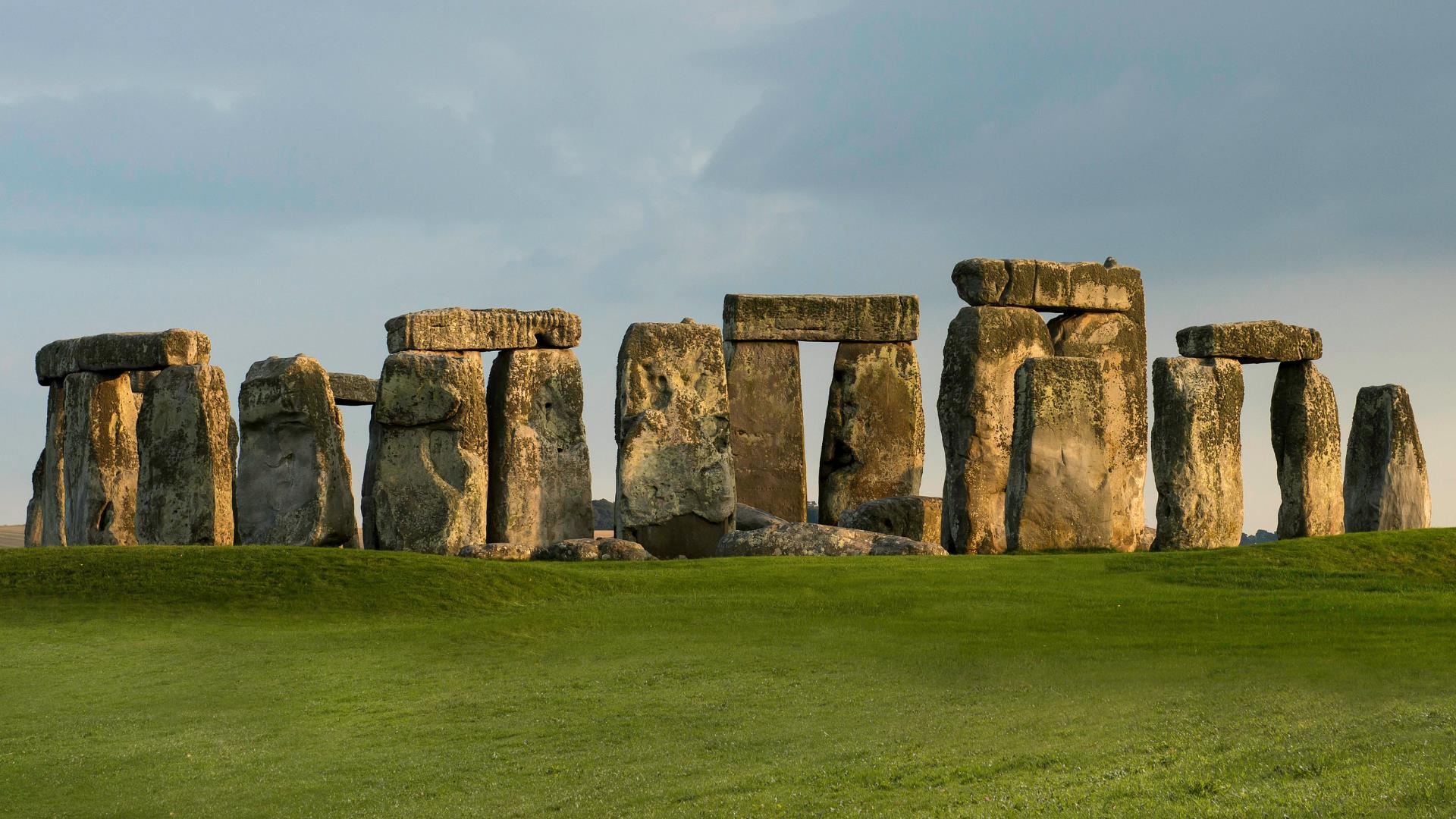 Visit Wiltshire - Official Wiltshire Tourist Information Site