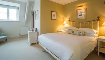 The Old Bell Hotel - Malmesbury - Visit Wiltshire