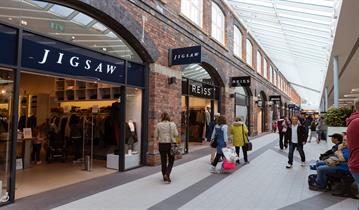 Shopping at McArthurGlen Designer Outlet Swindon - Swindon - Visit ...
