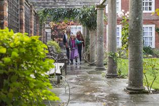 Mompesson House - Visit Wiltshire