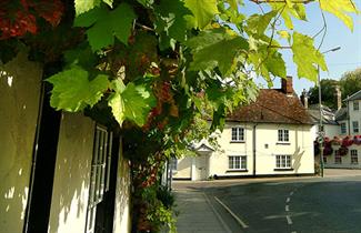 Wilton - Market Town - Visit Wiltshire