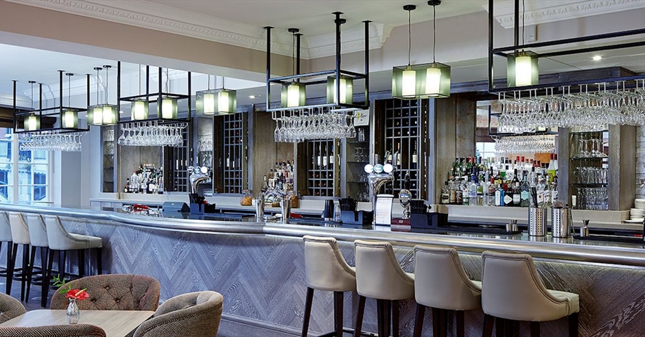 Pubs & Bars in Windsor and Maidenhead