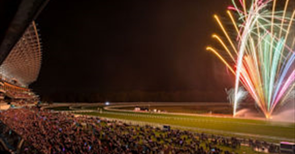 Bonfire Night and Fireworks Displays in Windsor, Maidenhead and Ascot ...
