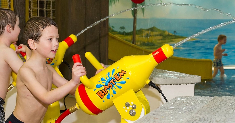 Accommodation with a swimming pool in the Windsor area - Visit Windsor