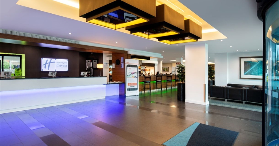 Holiday Inn Express London Heathrow T5 - Slough - Visit Windsor