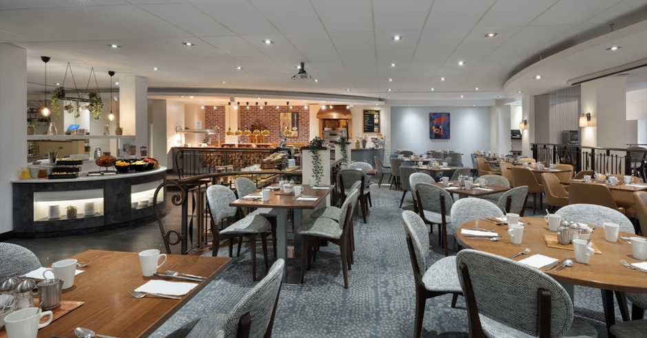 Delta Hotels by Marriott™ Heathrow Windsor - Slough - Visit Windsor