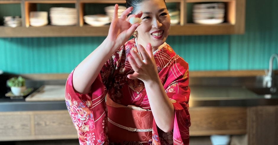 Sushi Masterclass Experience - Visit Windsor