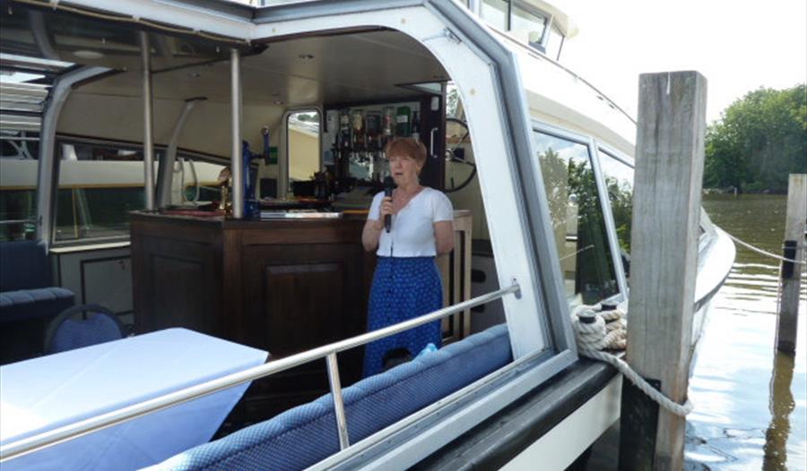 Bobbie Blue Badge - Visit Windsor