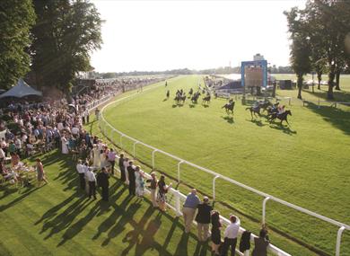 90s Gent's Evening at Royal Windsor Racecourse - Visit Windsor